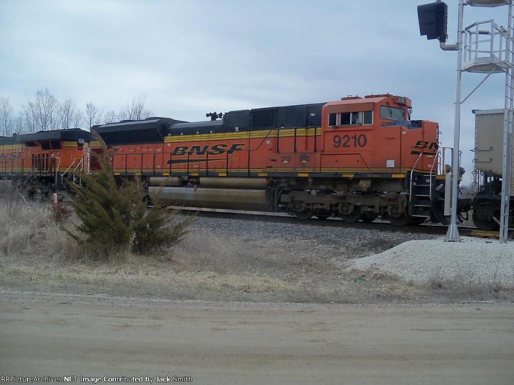 BNSF 9210